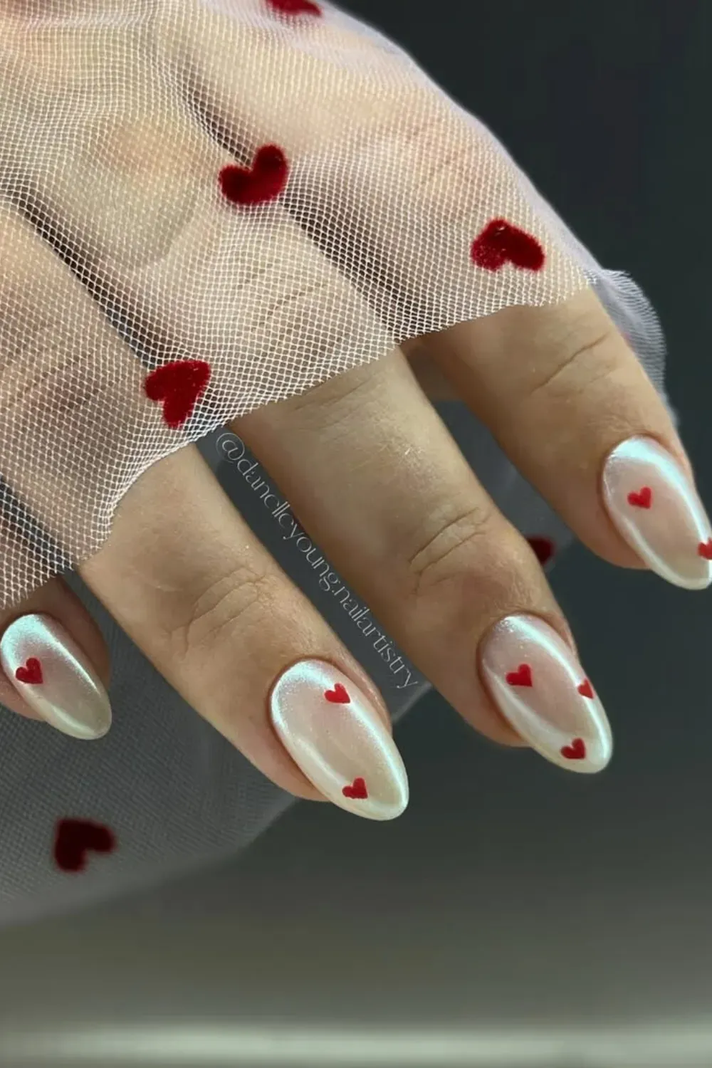 15 Heart Nail Designs Pinterest Is Obsessed With in 2026 — Romantic ...